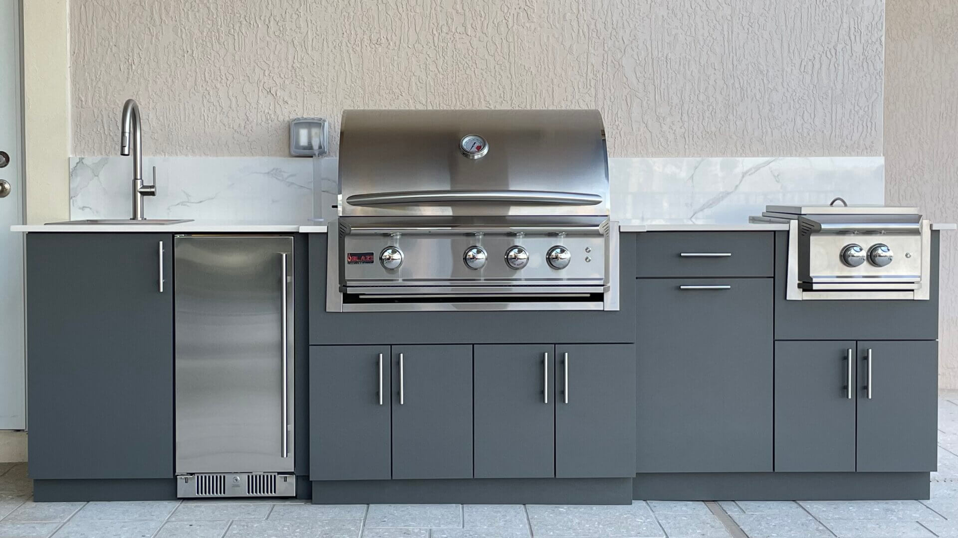 Why Choose Werever Outdoor Kitchen Cabinets?