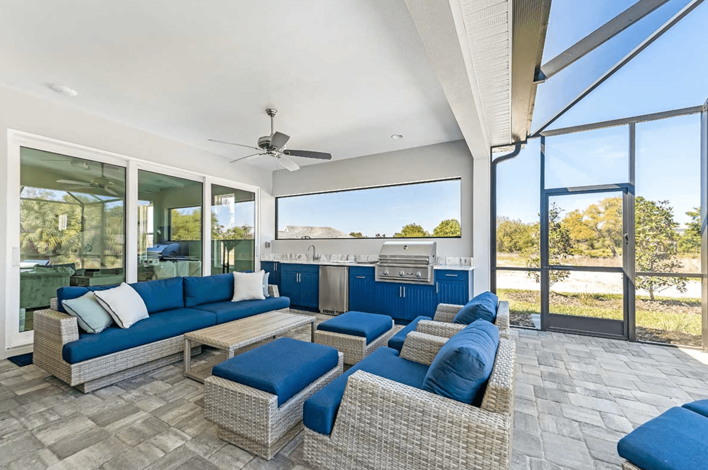 6 Best outdoor patio color schemes to consider - Werever Outdoor Cabinets